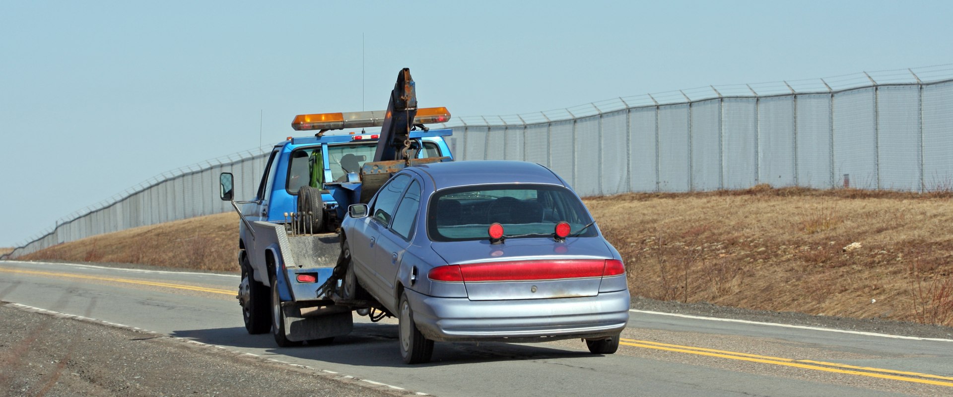 What Special Tools and Equipment Does a Towing Service Have for ...